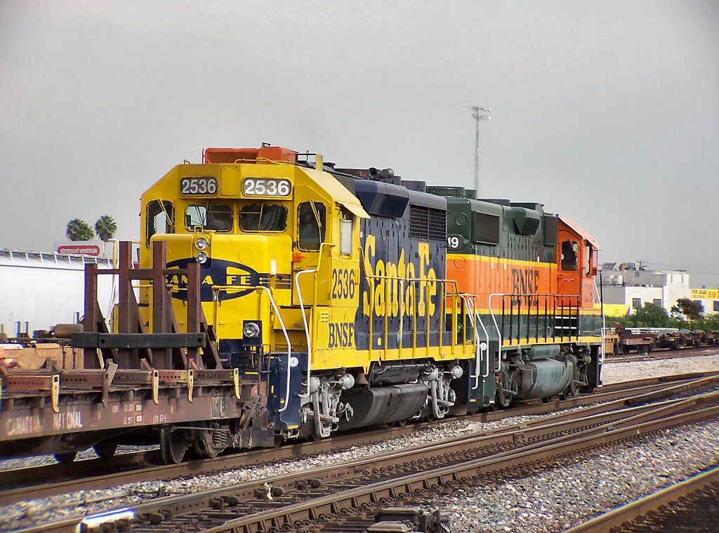 BNSF 2536